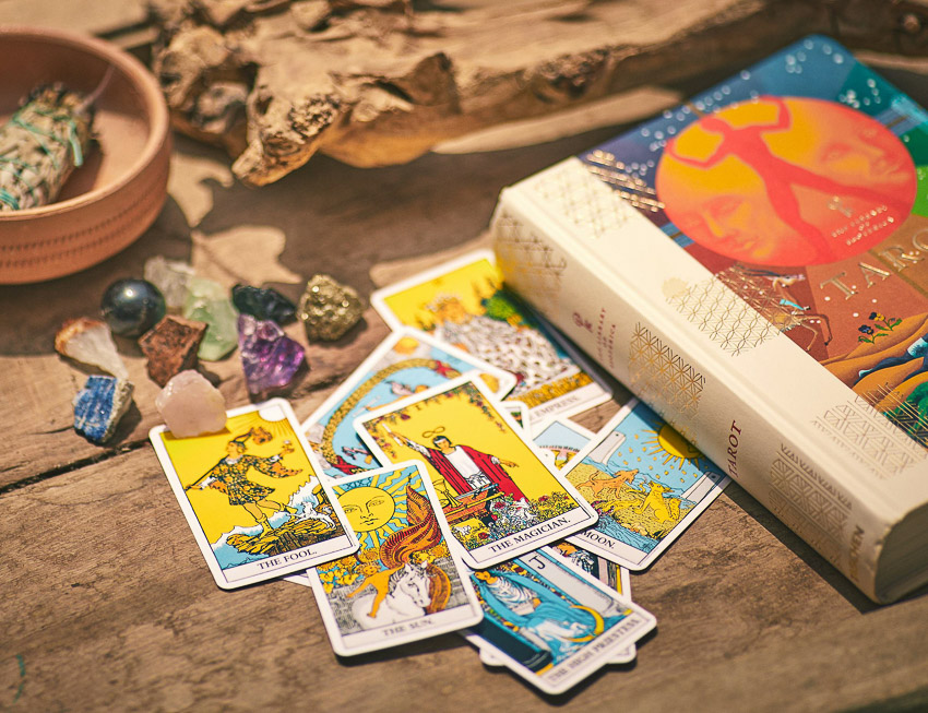 Psychic Readings and Mediums Online - The Modern Psychics